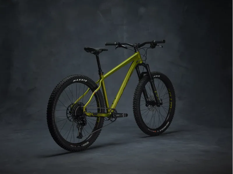 2021 Whyte 905 V3 Hardtail Mountain Bike in Green