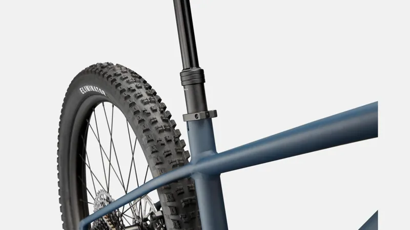 Specialized Fuse Sport Hardtail Mountain Bike in Blue